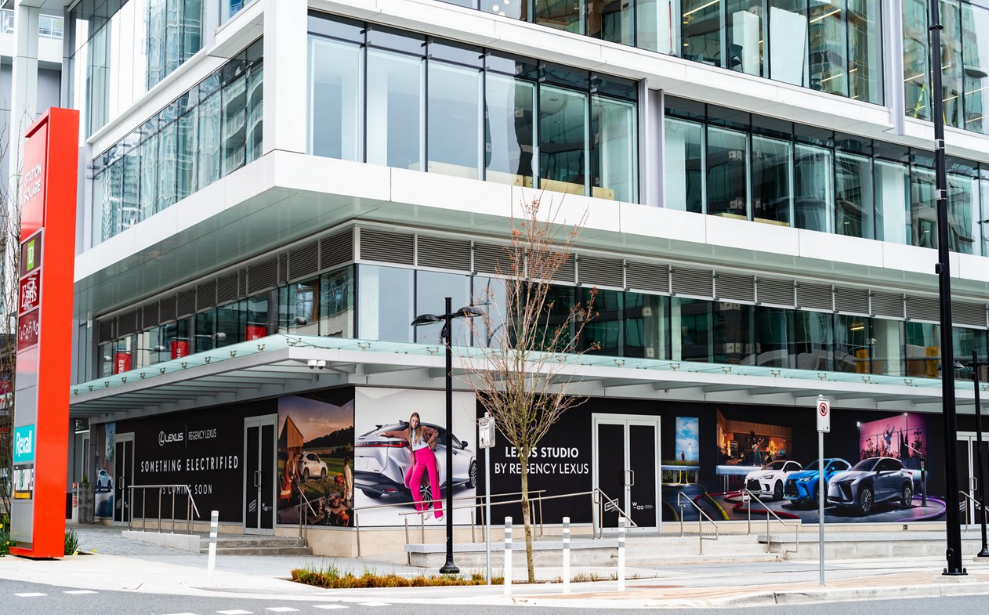 The first visual clues to the arrival of a new Lexus retail experience